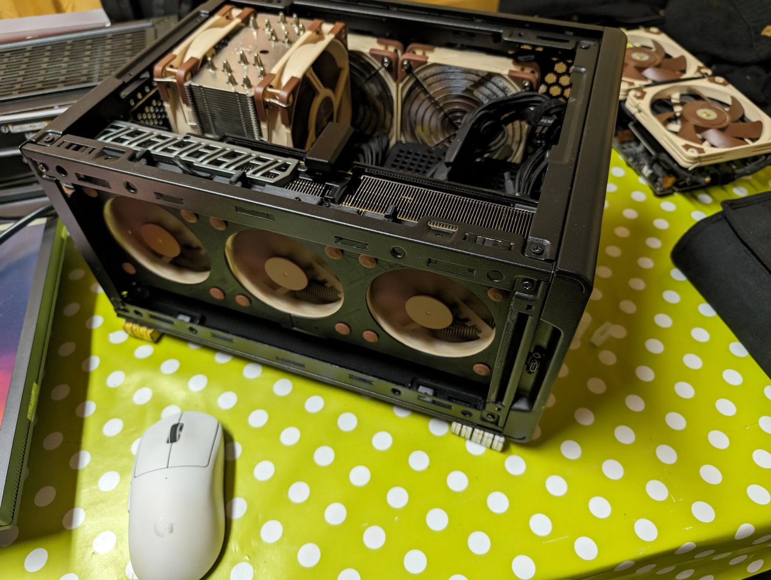RTX 4090 con disipador Noctua: el sueño de un fanático del silencio